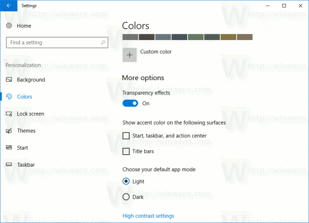 How to disable taskbar transparency in Windows 10