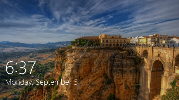 Unlock the hidden display off timeout for the Lock screen in Windows 10
