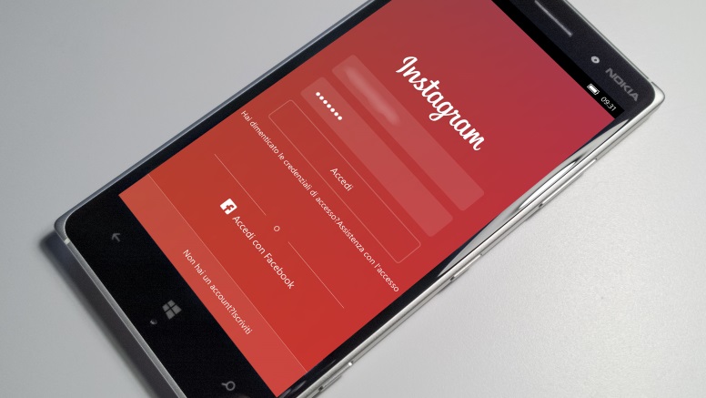 Official Instagram app update for Windows 10 Mobile now lets you save ...