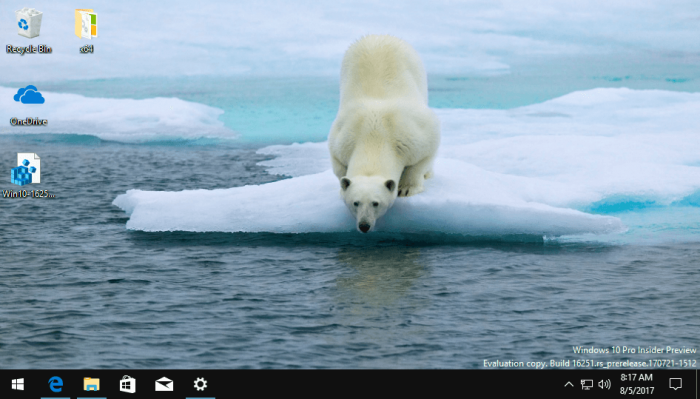 Download Polar Bears theme for Windows 10, 8 and 7